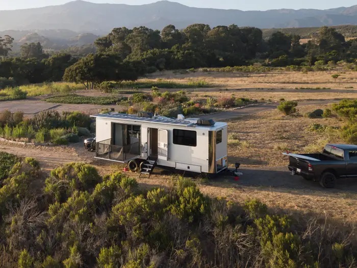 Power Up Your Adventures With A 1500 Watt Car Inverter For Travel ...